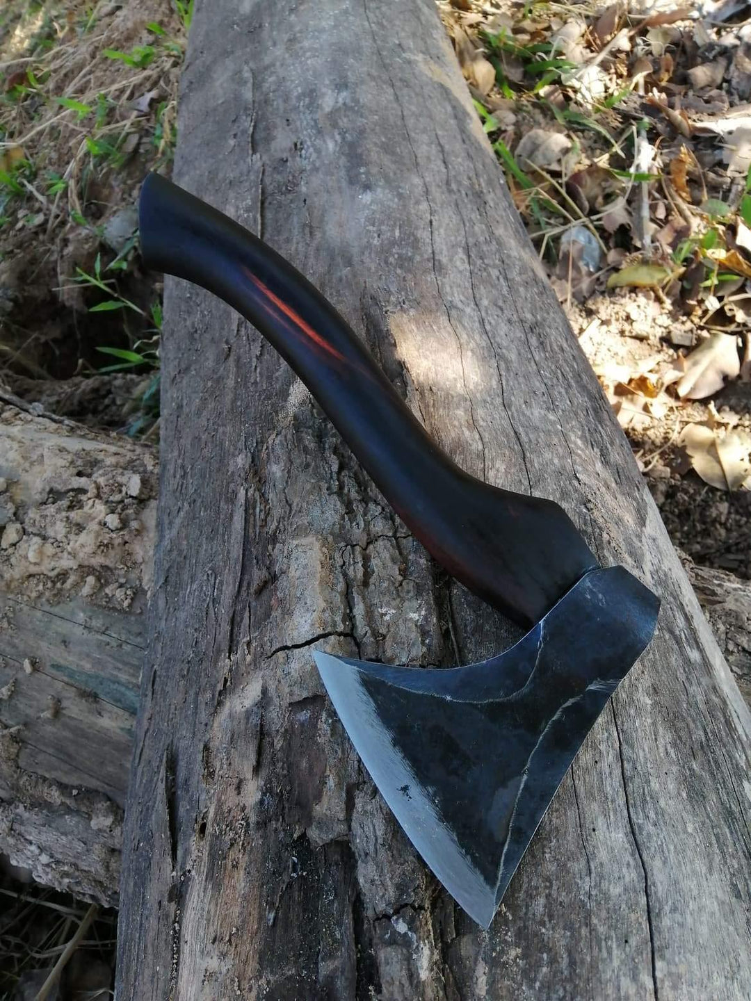 Siam Khwan Axe, Handmade axes from Thailand. Custom Camp Throwing Axe ...