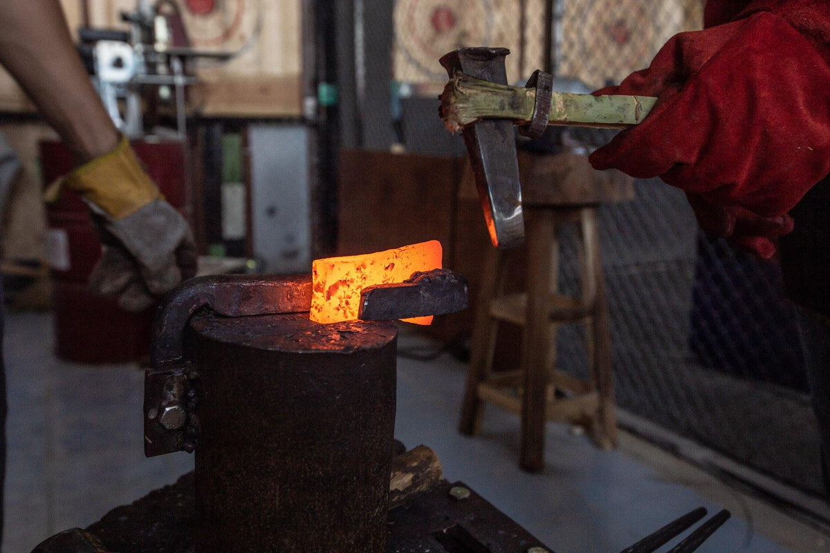 Siam Blades Blacksmith School