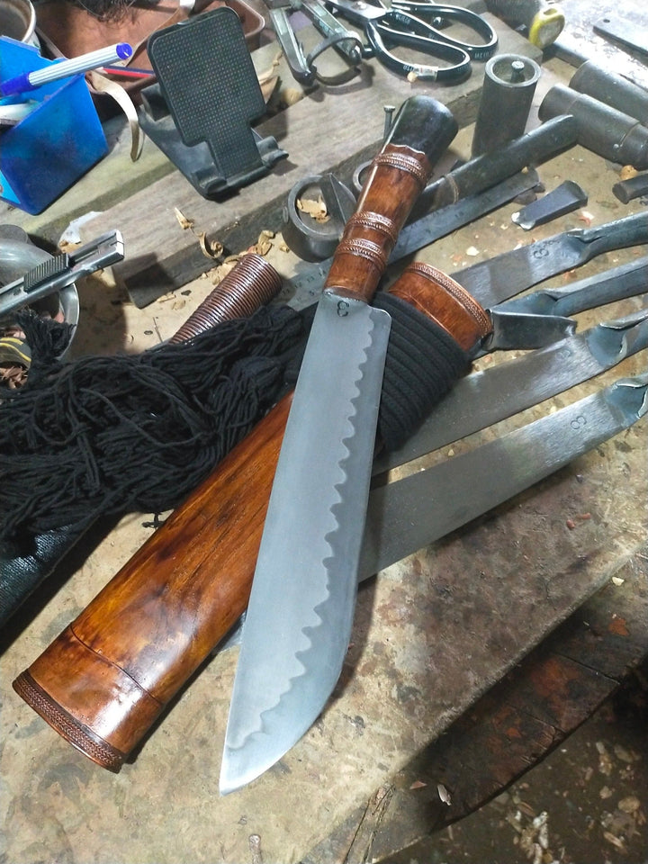 Hand Forged Ceremonial Thai Dhab Knife based on Thailand's Dha blades ...