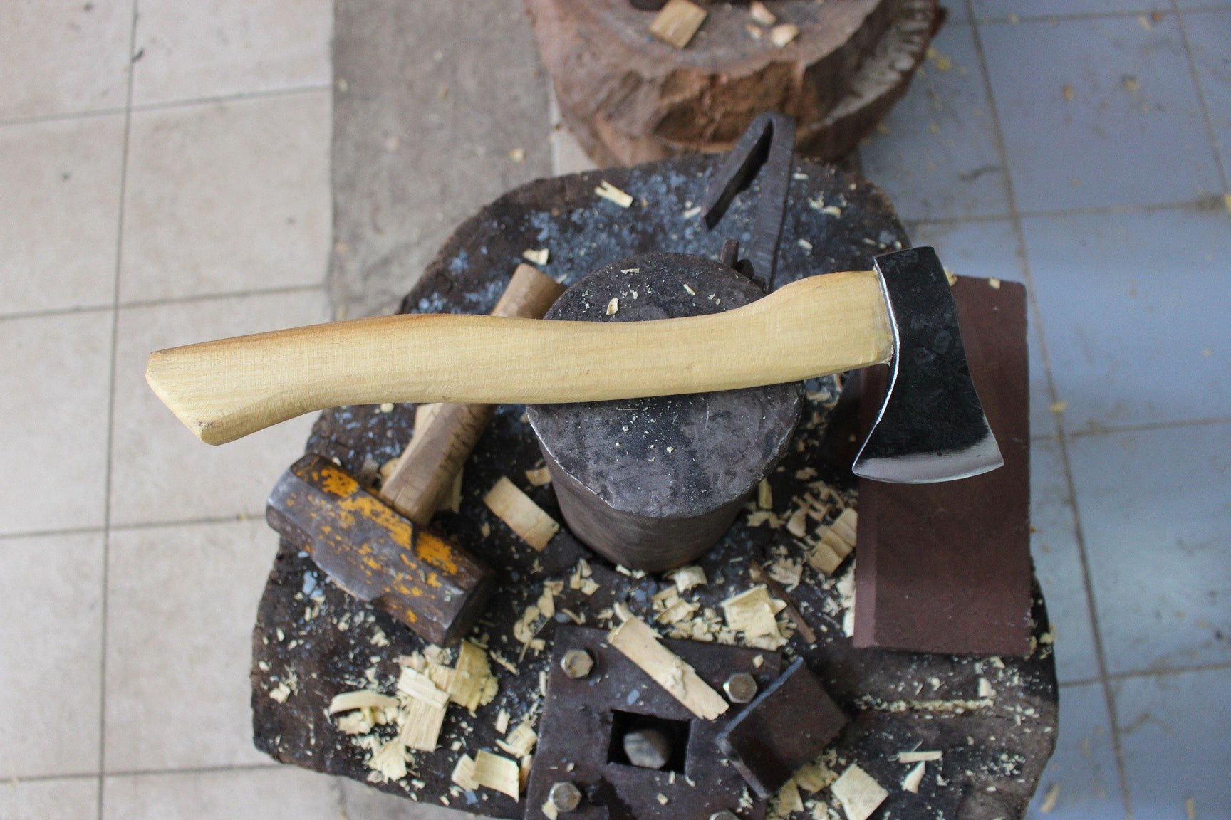 Bangkok Axe Making Class: Forge your own Axe in BKK Thailand Ladprao ...